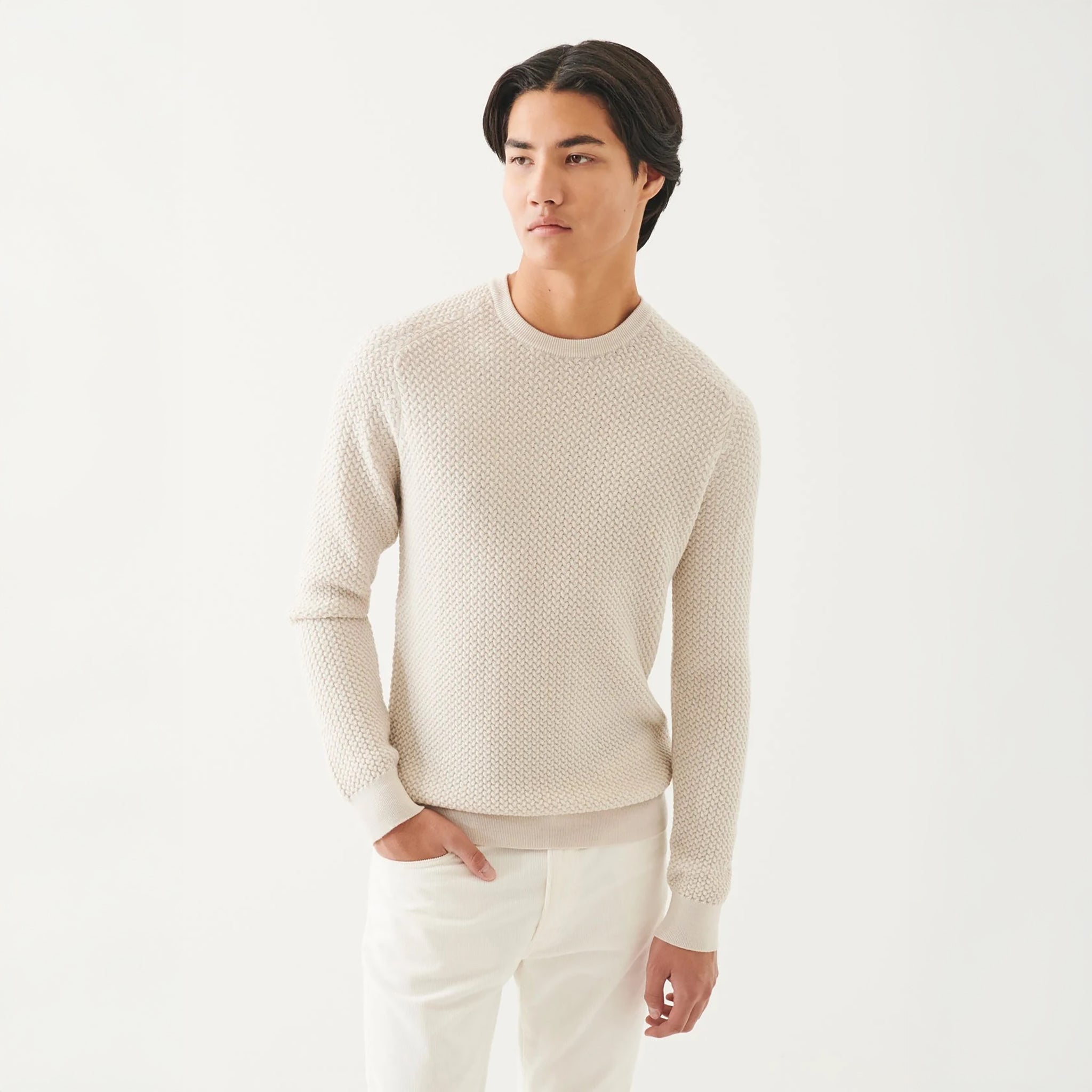 Eggshell Textured Merino Wool Crew Neck Sweater - Patrick Assaraf ...